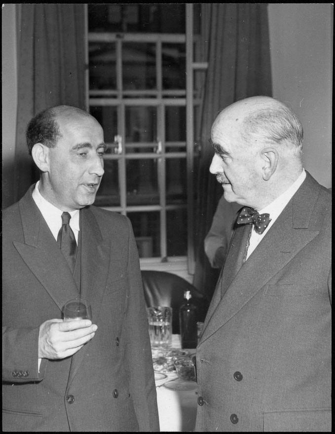 David Low | NZ History